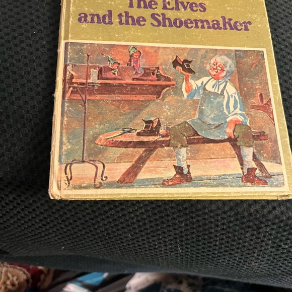 Western Publishing | Other | The Elves And The Shoemaker Book | Poshmark